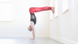 Your Guide To Handstand Progressions